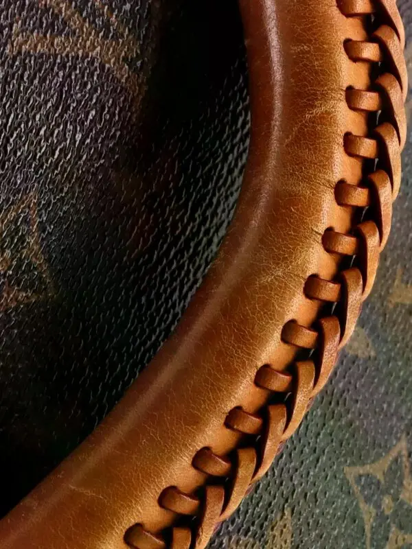 LOUIS VUITTON Artsy Hobo Bag Monogram Canvas Mm