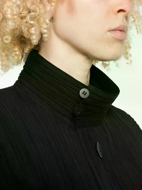 Issey Miyake Buttoned Plissé Coat