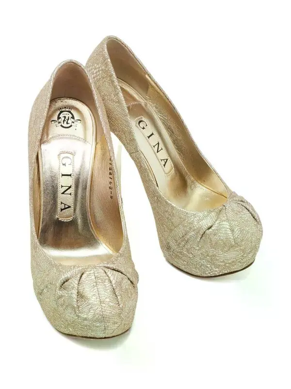GINA Claire Pumps