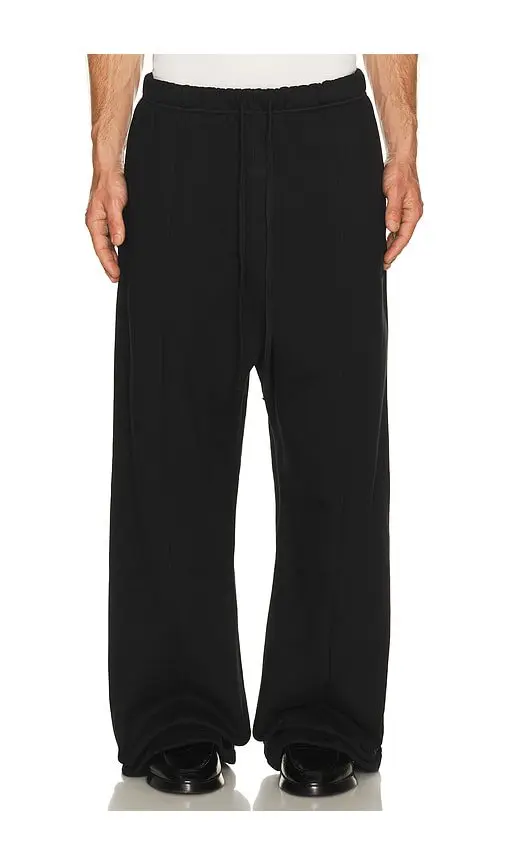 Fear Of God Signature Lounge Sweatpant In . Also - Black