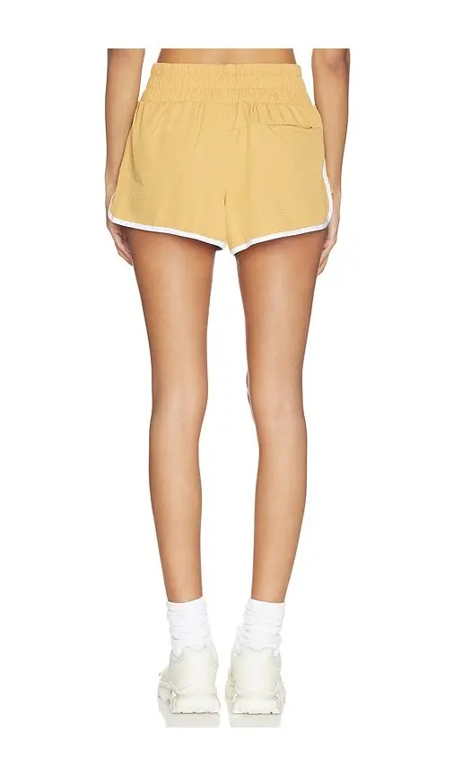 Varley Arlington Running Short - Tan