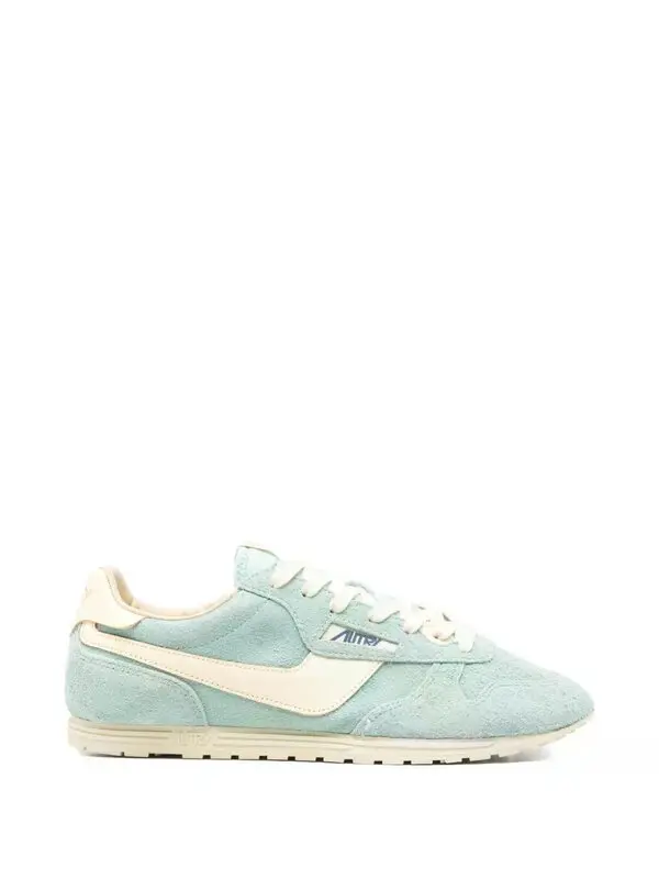 AUTRY Logo Patch Sneakers - Blue