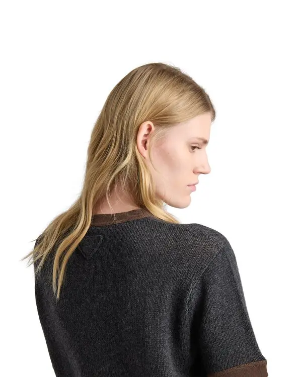 Prada Cashmere Crew-neck Sweater With Raglan Shoulders - Anthracite Gray/tobacco