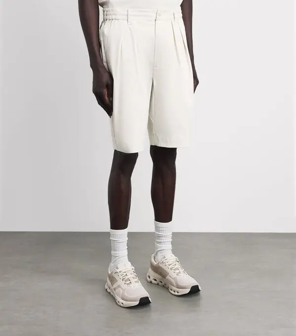 MANORS Water-repellent Greenskeeper Shorts