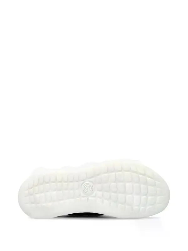 GROUNDIES Balance 2.0 Textured Sneakers