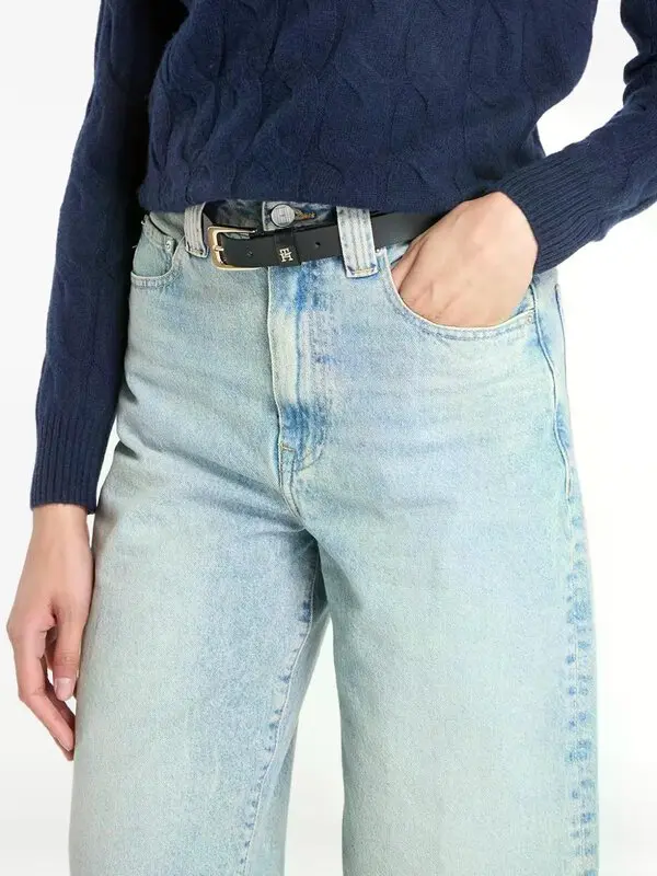 Tommy Hilfiger Light Wash Barrel Jeans