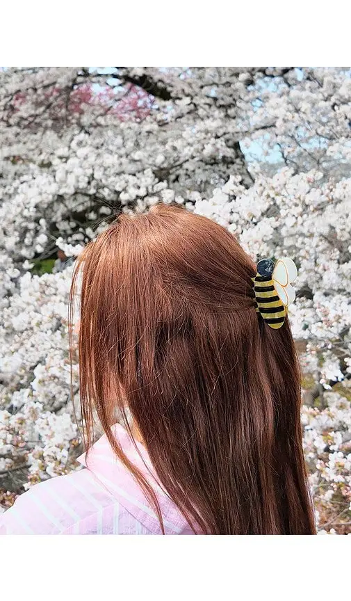 SOLAR ECLIPSE Hand-painted Bee Claw Hair Clip - Beauty: Multi