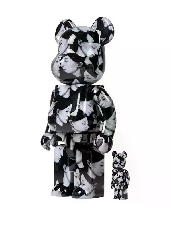 MEDICOM TOY Us In Me Be@rbrick 100% And 400% Figure Set - Black