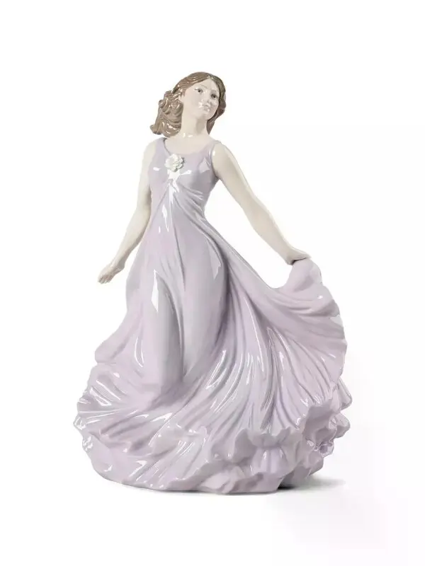 LLADRO Al Ritmo Del Vento Sculpture - Purple