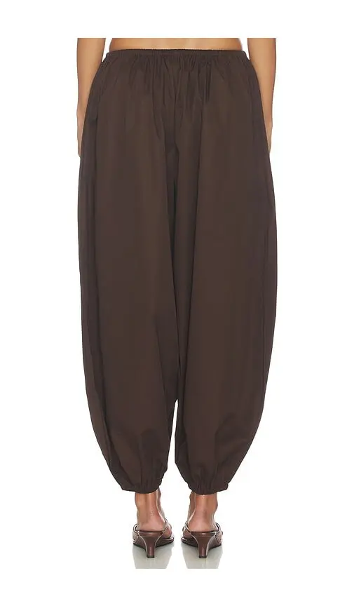 LOVERS AND FRIENDS Ofelia Pant