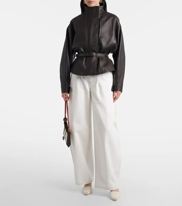 Jacquemus Ovalo De-nimes Barrel-leg Jeans - White