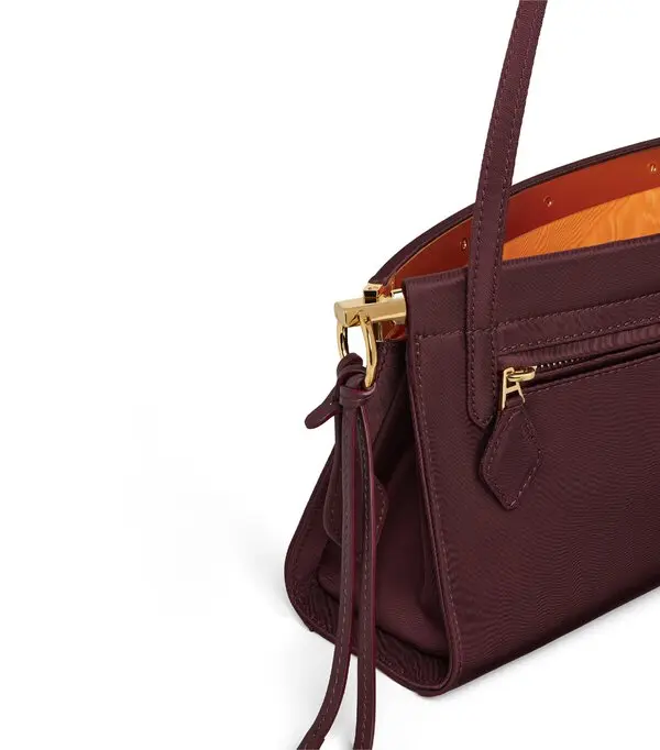 Alaïa Medium Le Click East West Shoulder Bag - Red