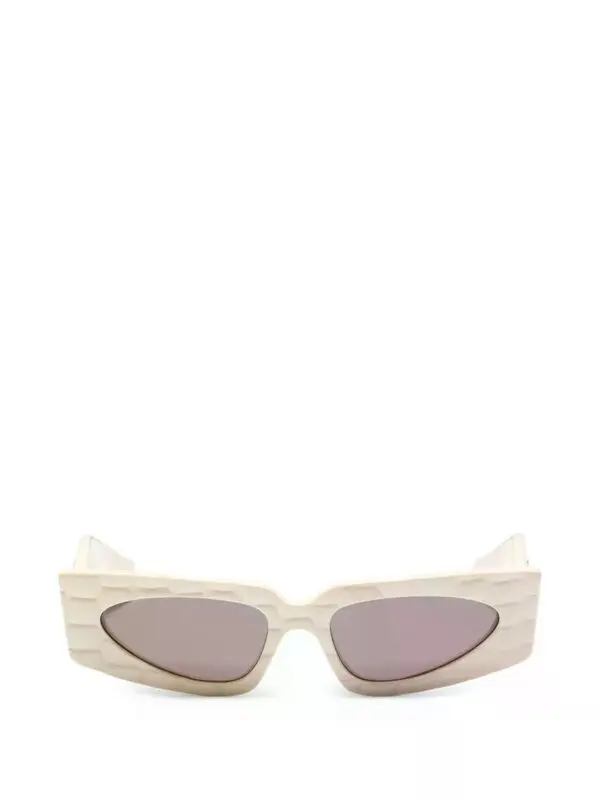 Valentino Garavani Rectangular Acetate Cat Eye Sunglasses - Neutrals