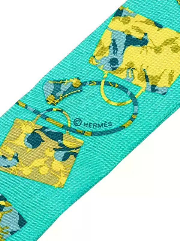 Hermès 2000-2026 Kelly En Caleche Silk Twilly Scarf Scarves - Blue