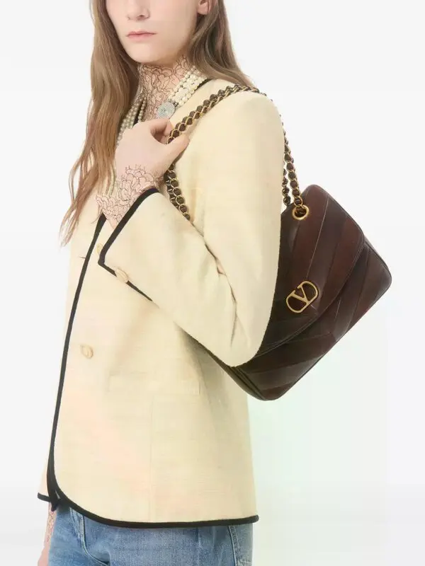 Valentino Garavani Djuna Medium Chain Bag In Suede And Nappa