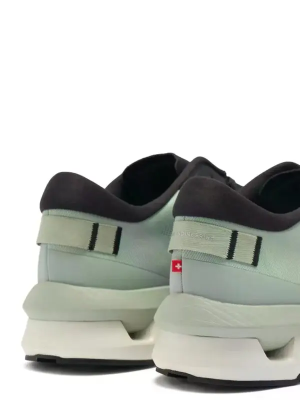On Cloudze Logo Detail Sneakers