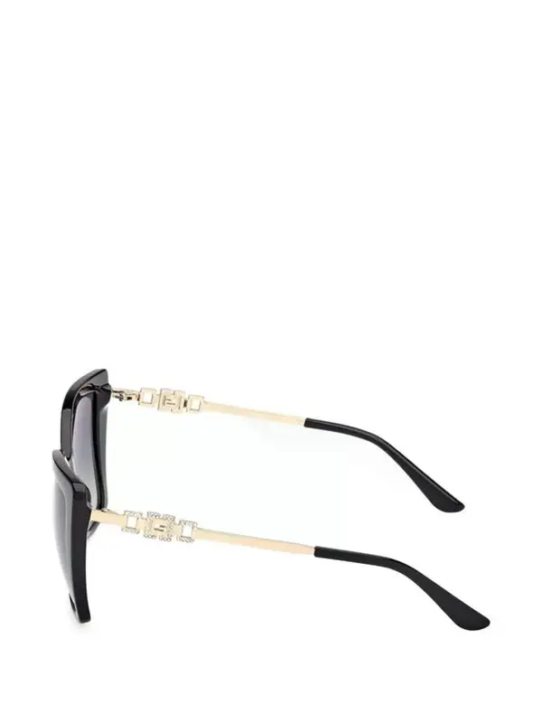 Guess Cat Eye Sunglasses With Gold Tone Hardware - Black