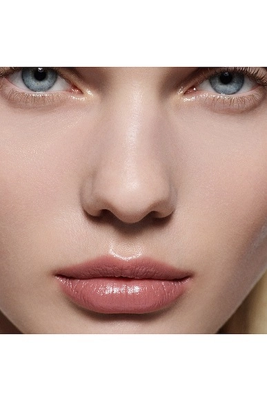 Victoria Beckham Posh Lip