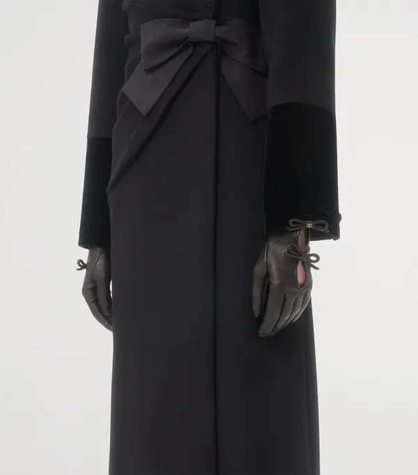 Valentino Garavani Leather Gloves With Vlogo Signature