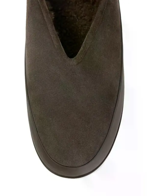 12 STOREEZ Shearling-lined Loafers
