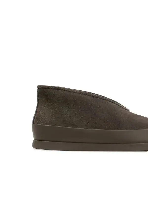 12 STOREEZ Shearling-lined Loafers
