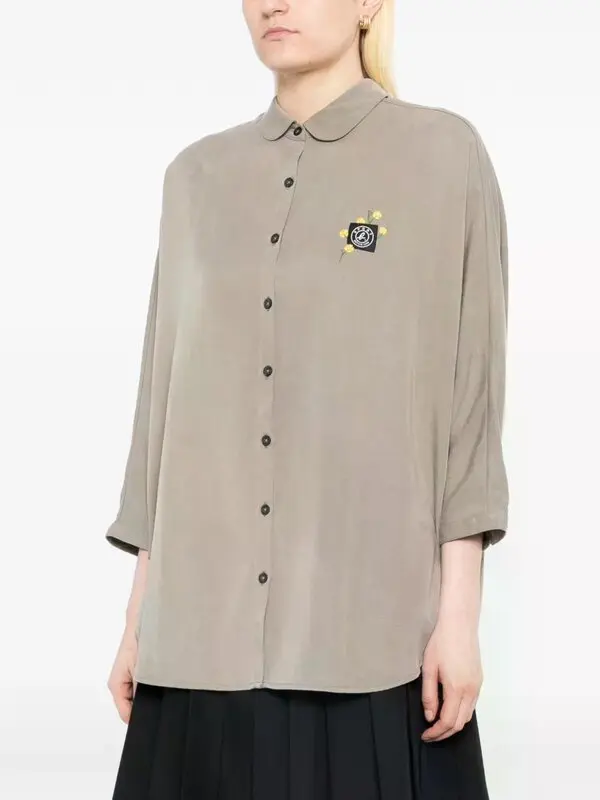 AGNES B. Embroidered Logo Patch Cape Shirt