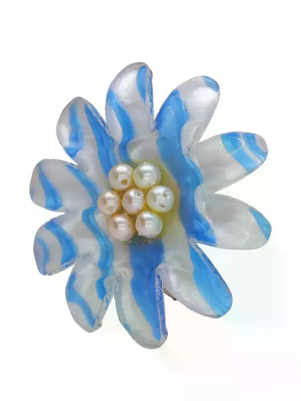 Vintage Floral Earrings - White