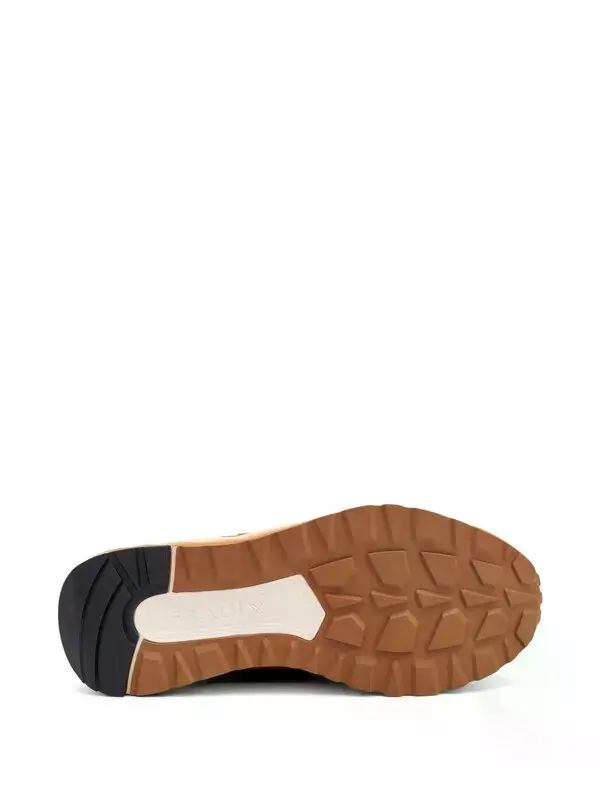 FRAU Cross Hybrid Shade Sneakers
