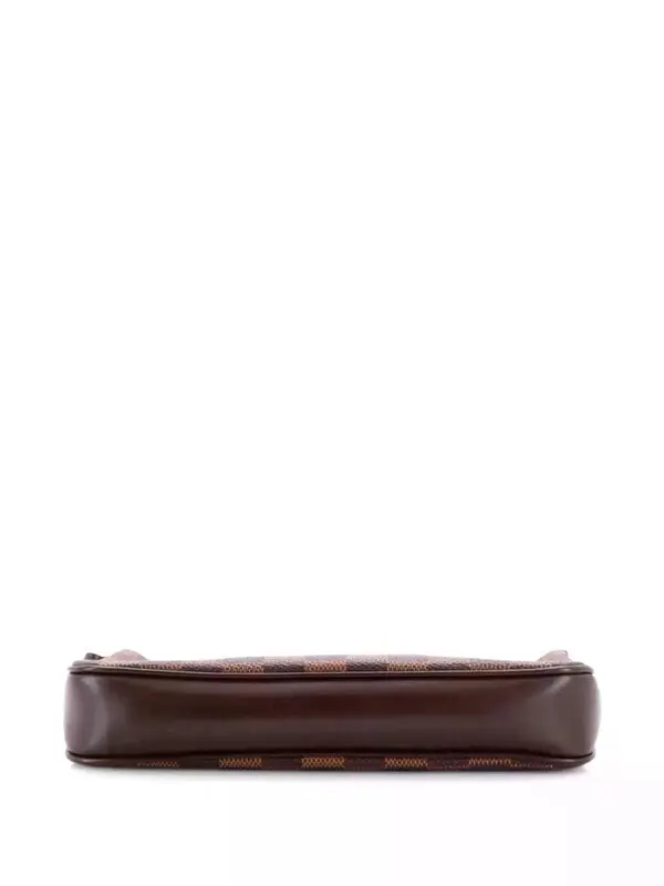 LOUIS VUITTON Navona Pochette Accessoires Damier Clutch
