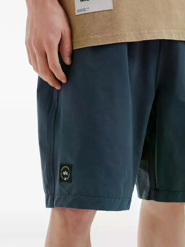 Izzue Logo-patch Elasticated-waist Shorts