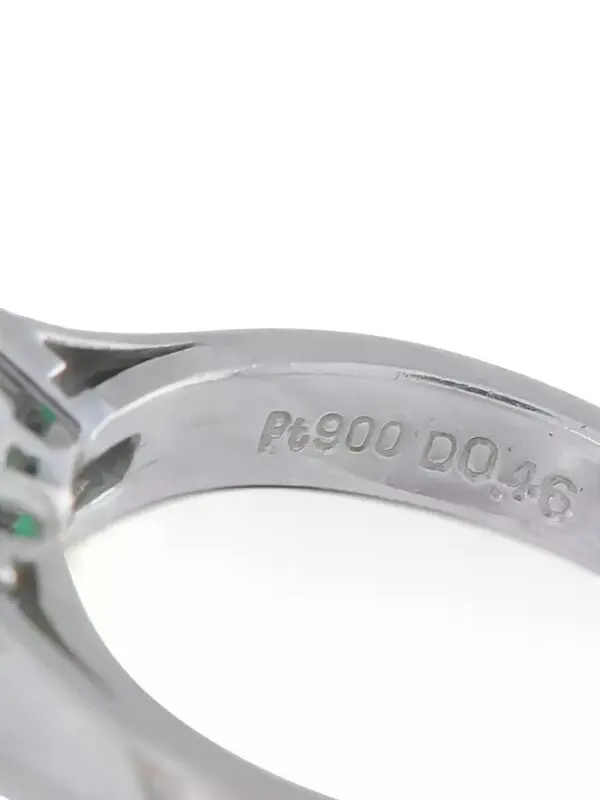 LB EXCLUSIVE Emerald And Diamond Platinum Ring - Silver