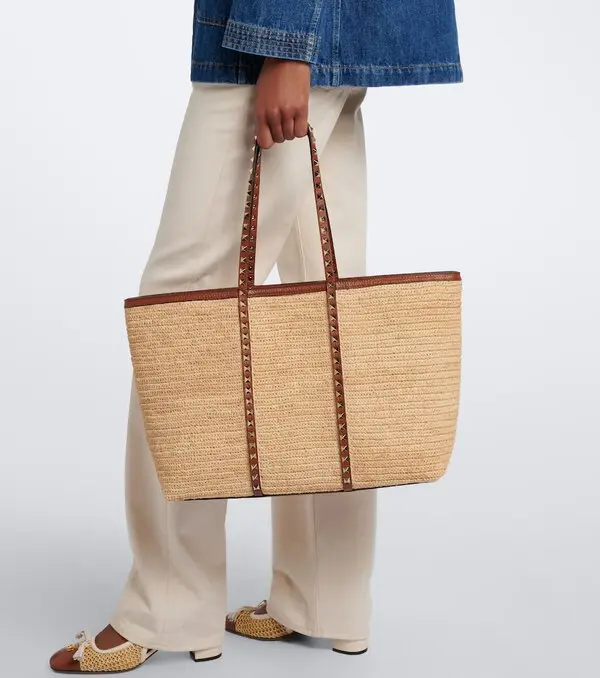 Valentino Garavani Rockstud Large Raffia Tote Bag