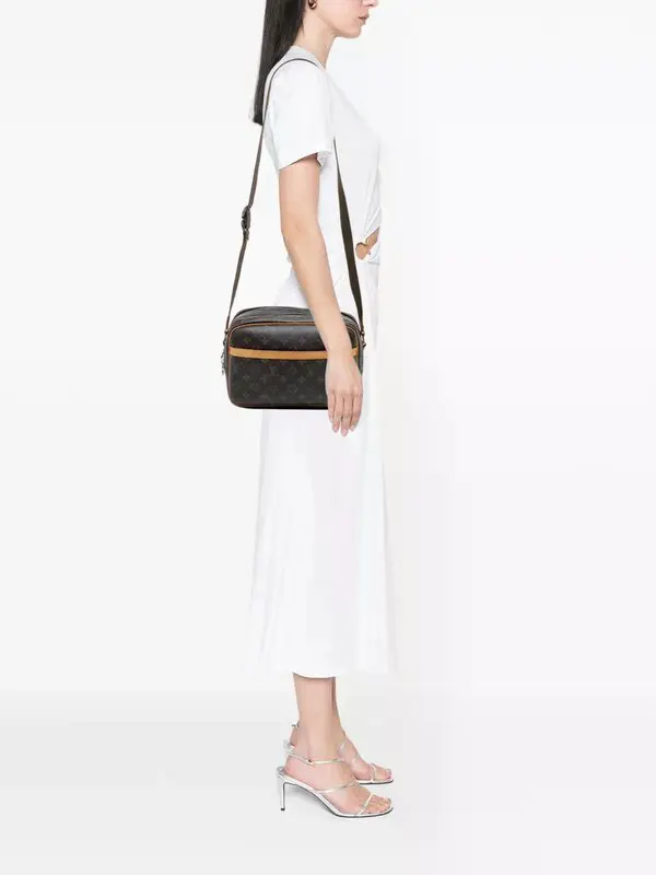 LOUIS VUITTON 2003 Monogram Reporter Pm Crossbody Bag