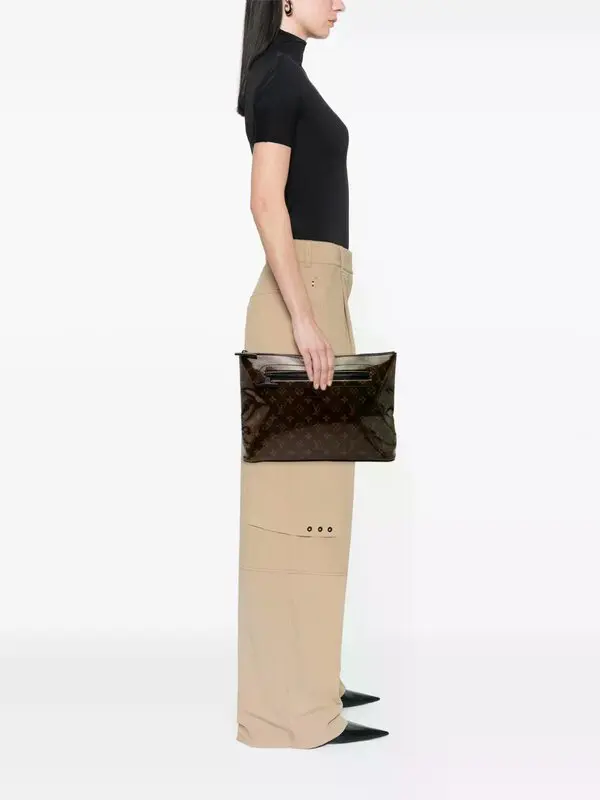 LOUIS VUITTON Monogram Glaze Pochette Cosmos Clutch Bag - Brown