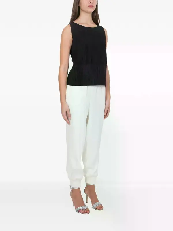 EGGS Sleeveless Pleated Round Neck Top