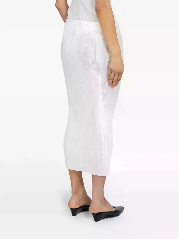 AMOMENTO Knitted Midi Skirt With Pleated Texture