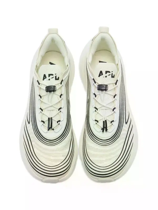 Apl Wave-print Mesh Sneakers - Neutrals