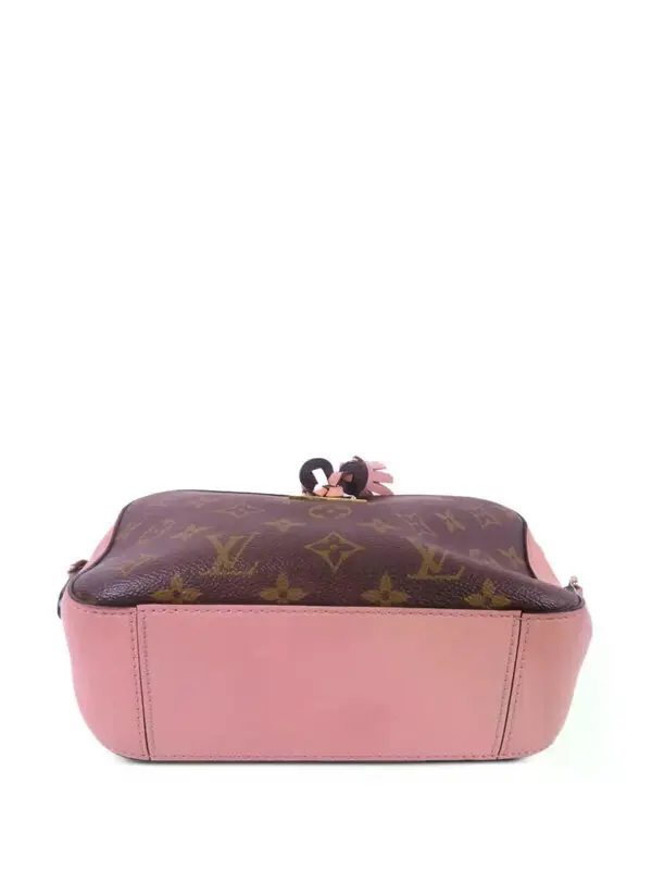 LOUIS VUITTON Saintonge Monogram Shoulder Bag - Brown