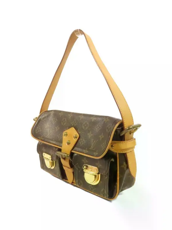 LOUIS VUITTON Monogram Shoulder Bag