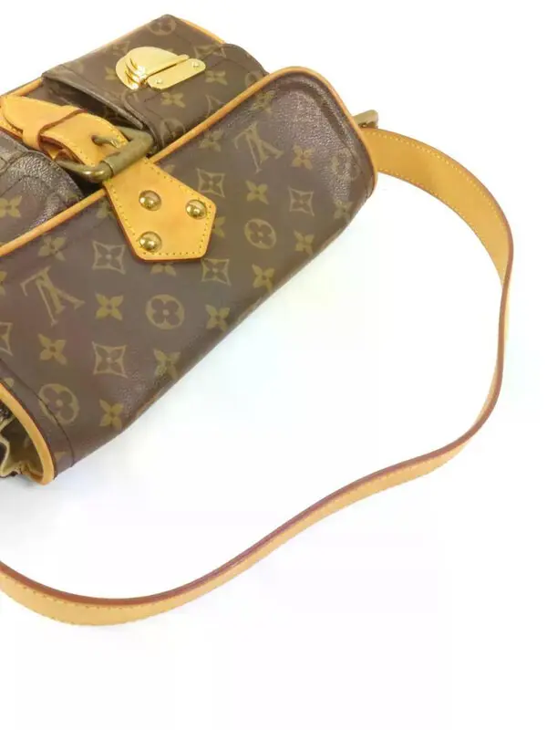 LOUIS VUITTON Monogram Shoulder Bag
