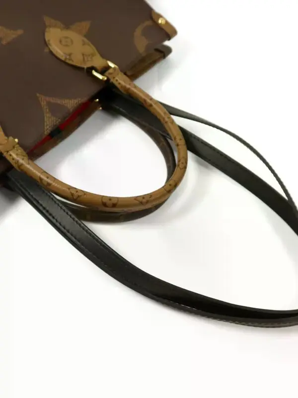 LOUIS VUITTON Onthego Mm Two-way Handbag
