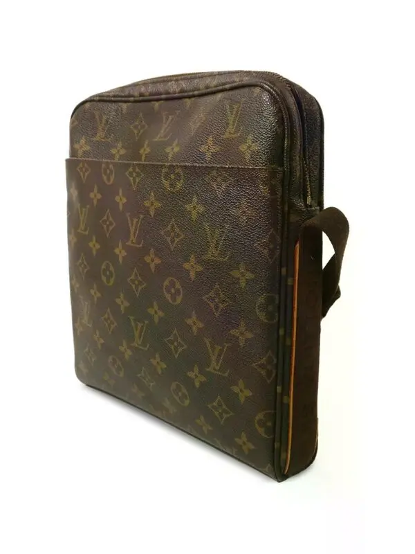 LOUIS VUITTON Trotteur Beaubourg Shoulder Bag - Brown