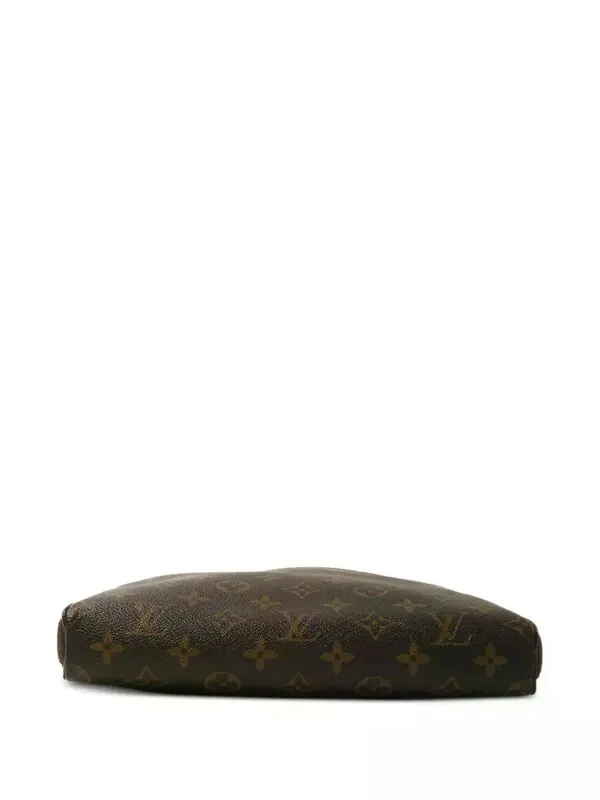 LOUIS VUITTON Trotteur Beaubourg Shoulder Bag