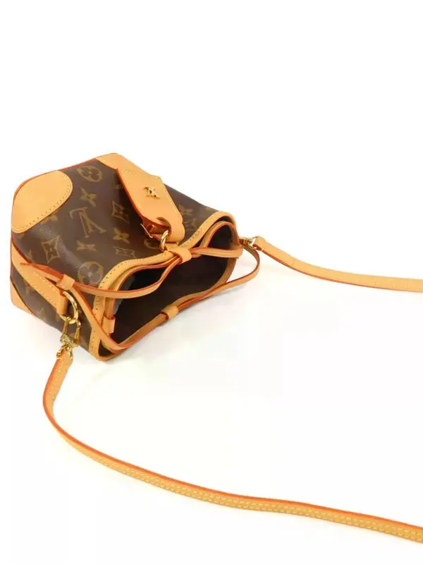 LOUIS VUITTON Monogram Noé Shoulder Bag