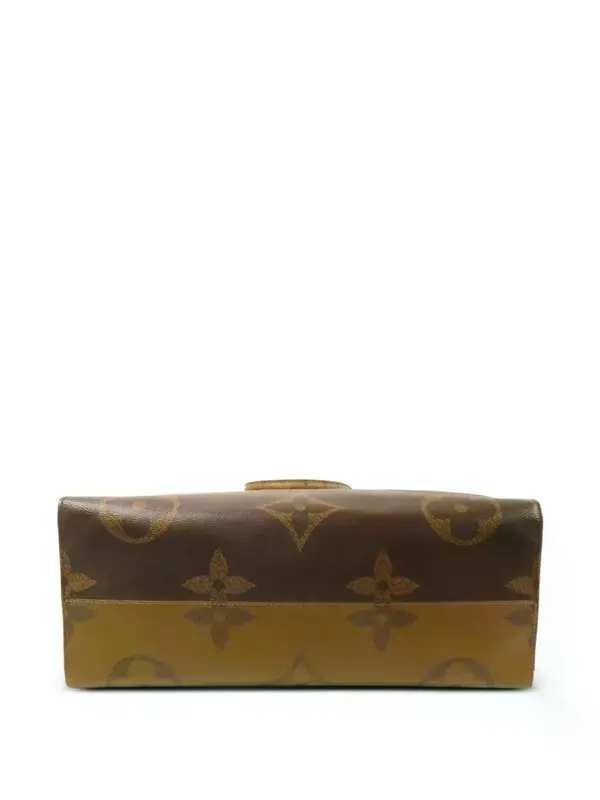 LOUIS VUITTON Monogram Giant Tote Bag