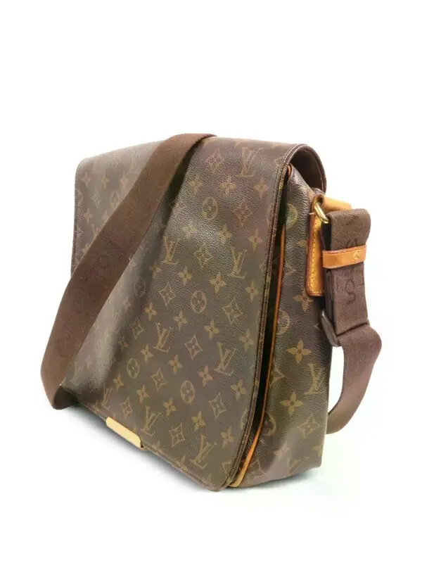 LOUIS VUITTON Valmy Monogram Messenger Bag