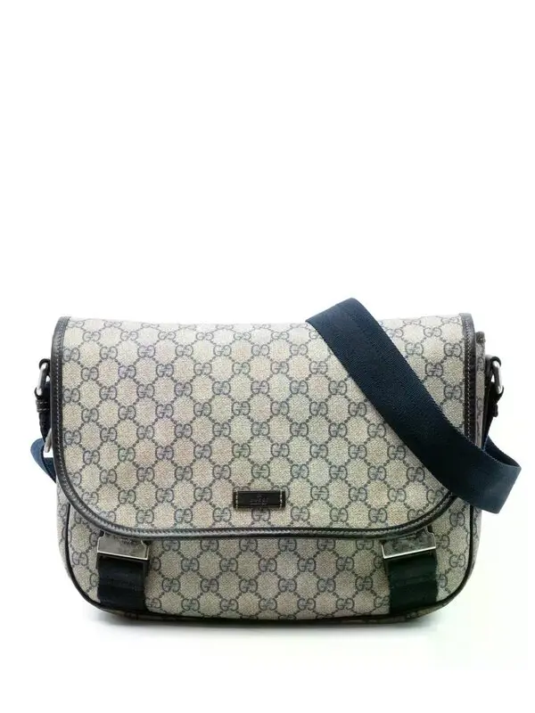 Gucci Gg Supreme Crossbody Bag - Neutrals