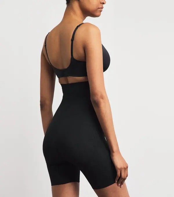 Spanx Sculpt Gofigure High-waist Mid-thigh Shorts