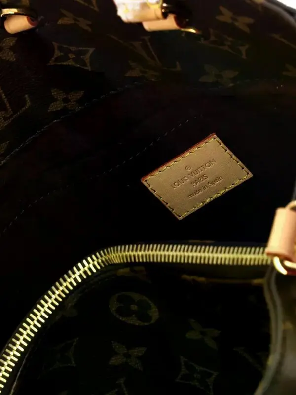 LOUIS VUITTON Montaigne Monogram Canvas Gm Tote Bag