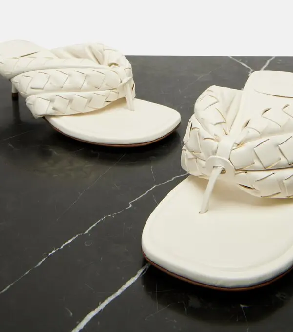 Bottega Veneta Salsa Intrecciato Leather Thong Sandals - White